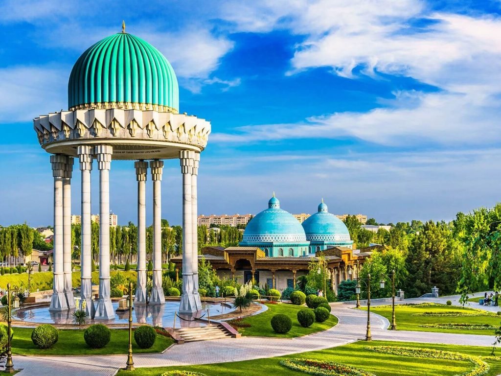 Best Time to Visit Uzbekistan | Seasonal Travel Guide 2025